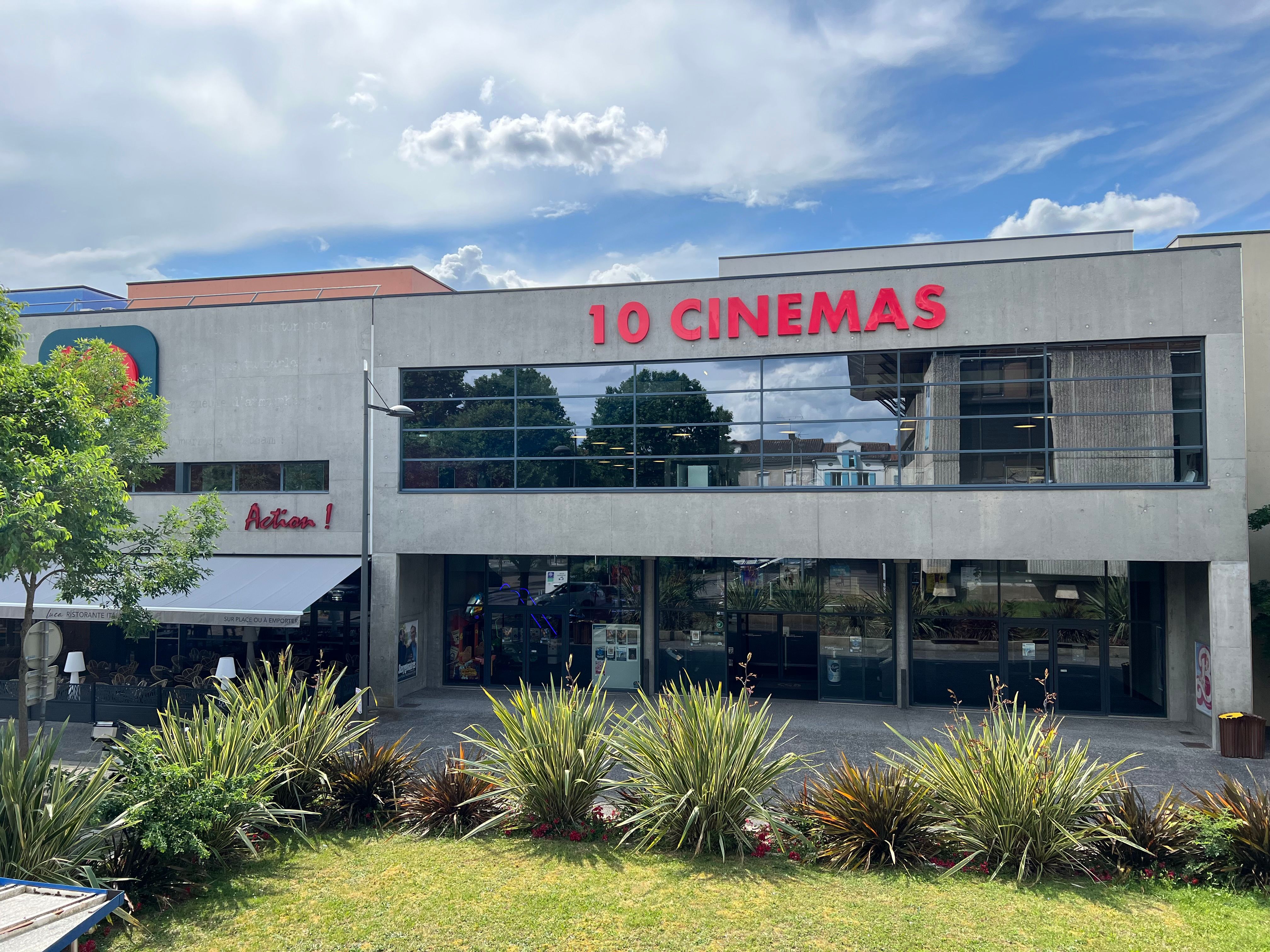 Trouvez votre cinéma CGR proche de chez vous ! Plus de 70 salles à ...